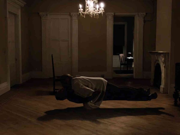 What can flight symbolise in literature? | SLAP HAPPY LARRY